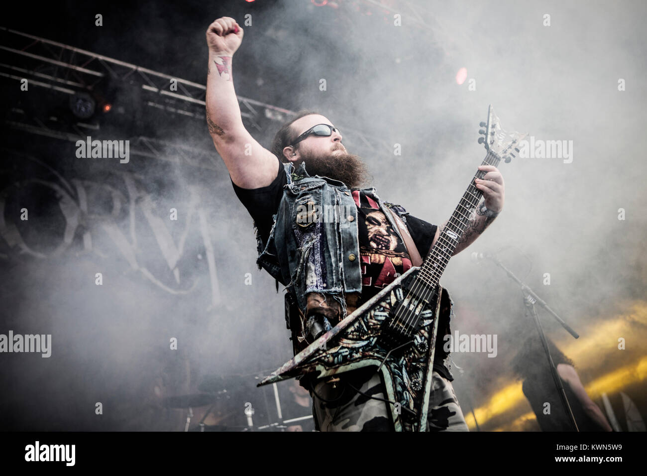 Alestorm band hi-res stock photography and images - Alamy