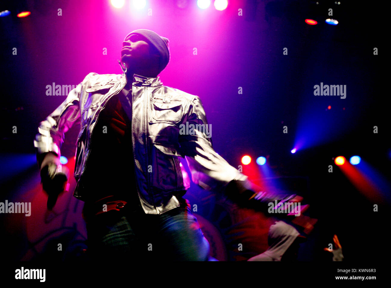 American performance artist boy hi-res stock photography and images - Alamy