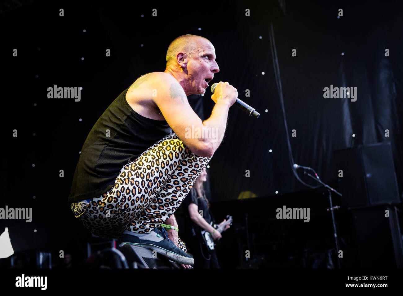 Clawfinger band hi-res stock photography and images - Alamy