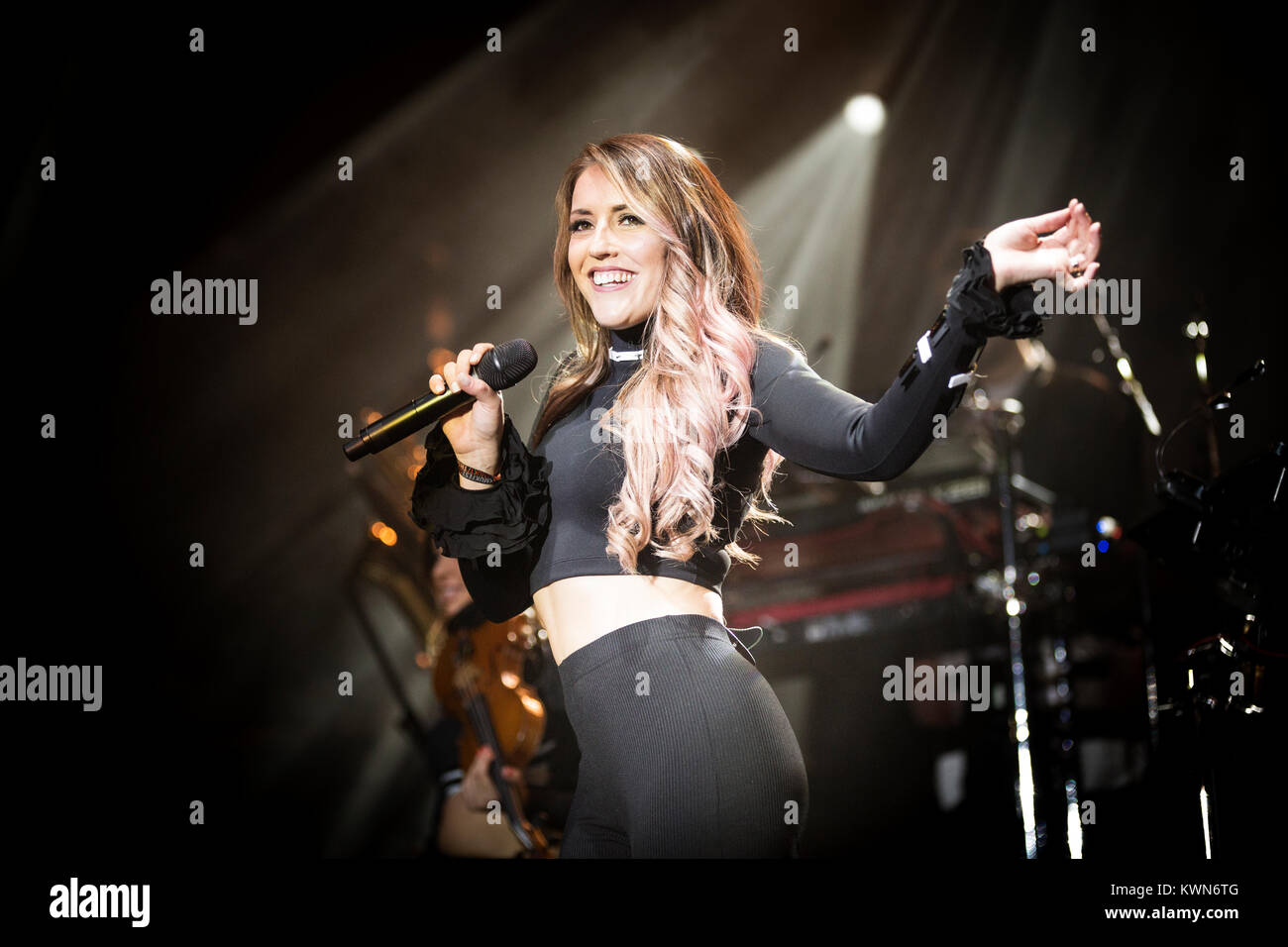 Clean Bandit Lead Singer