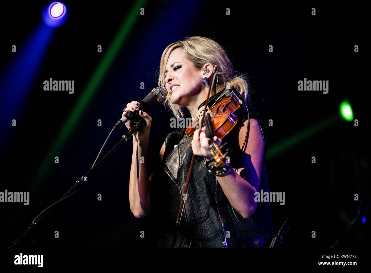 The American country band Dixie Chicks performs a live concert at ...