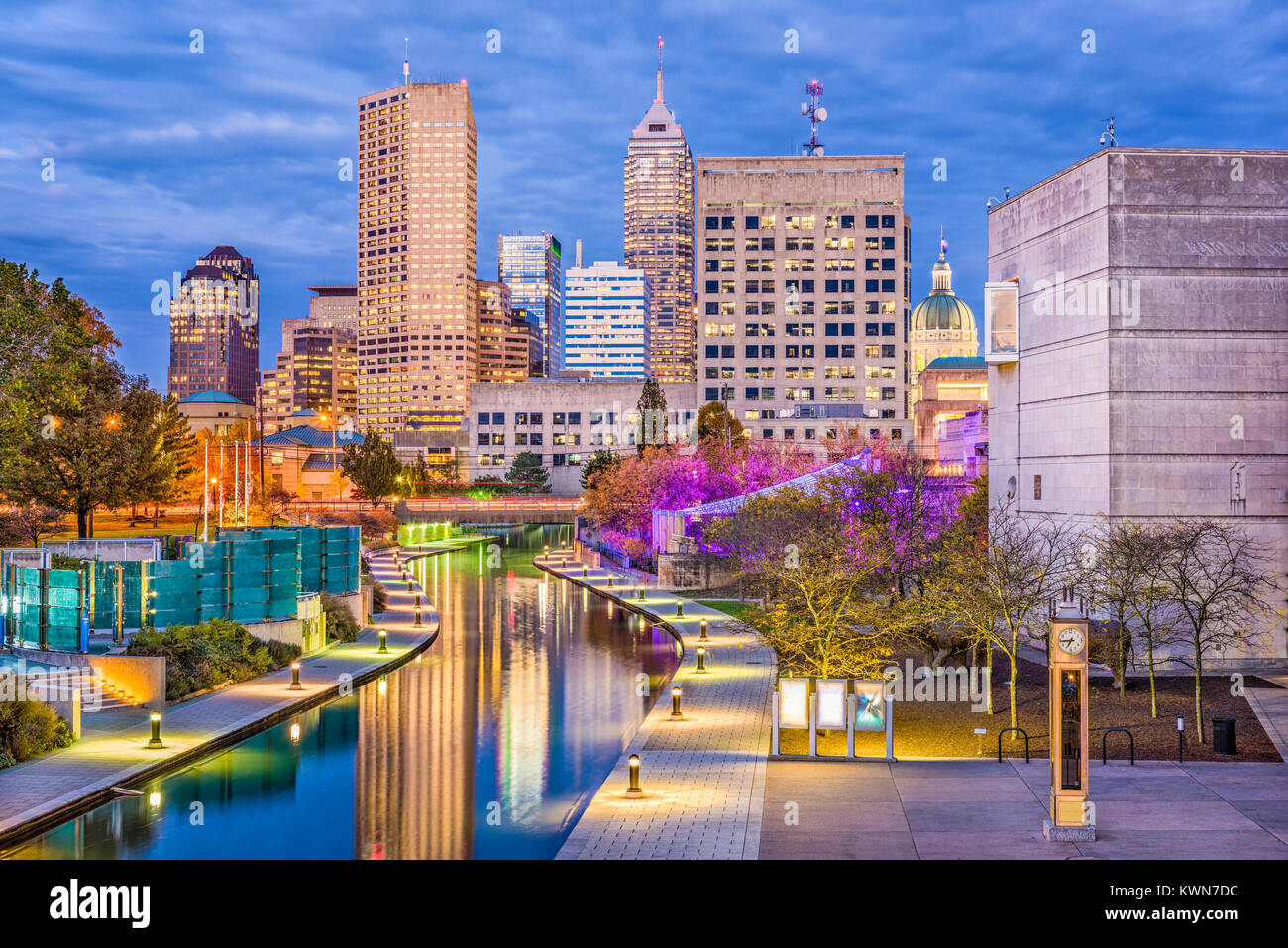 Indianapolis, Indiana, USA skyline and canal Stock Photo - Alamy
