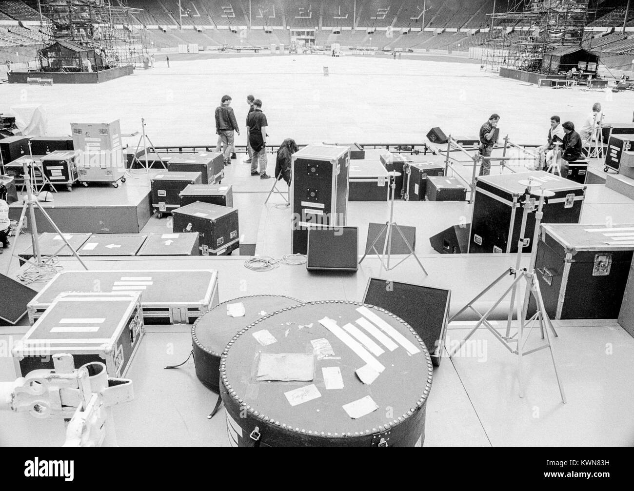 Roadies hi-res stock photography and images - Alamy