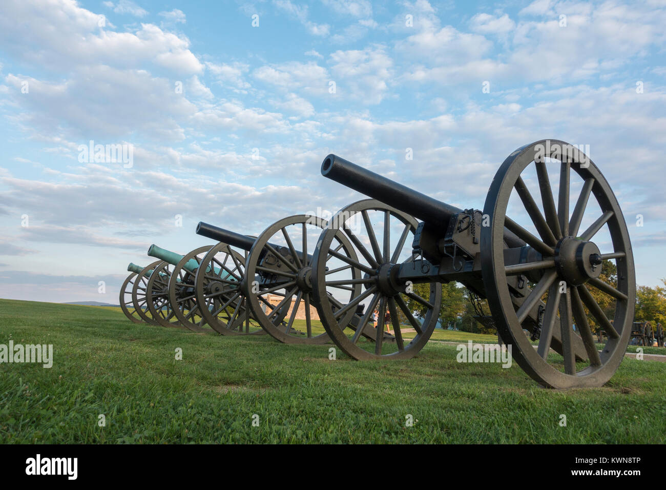 Line of cannon on the Antietam National Battlefield, Maryland, United ...