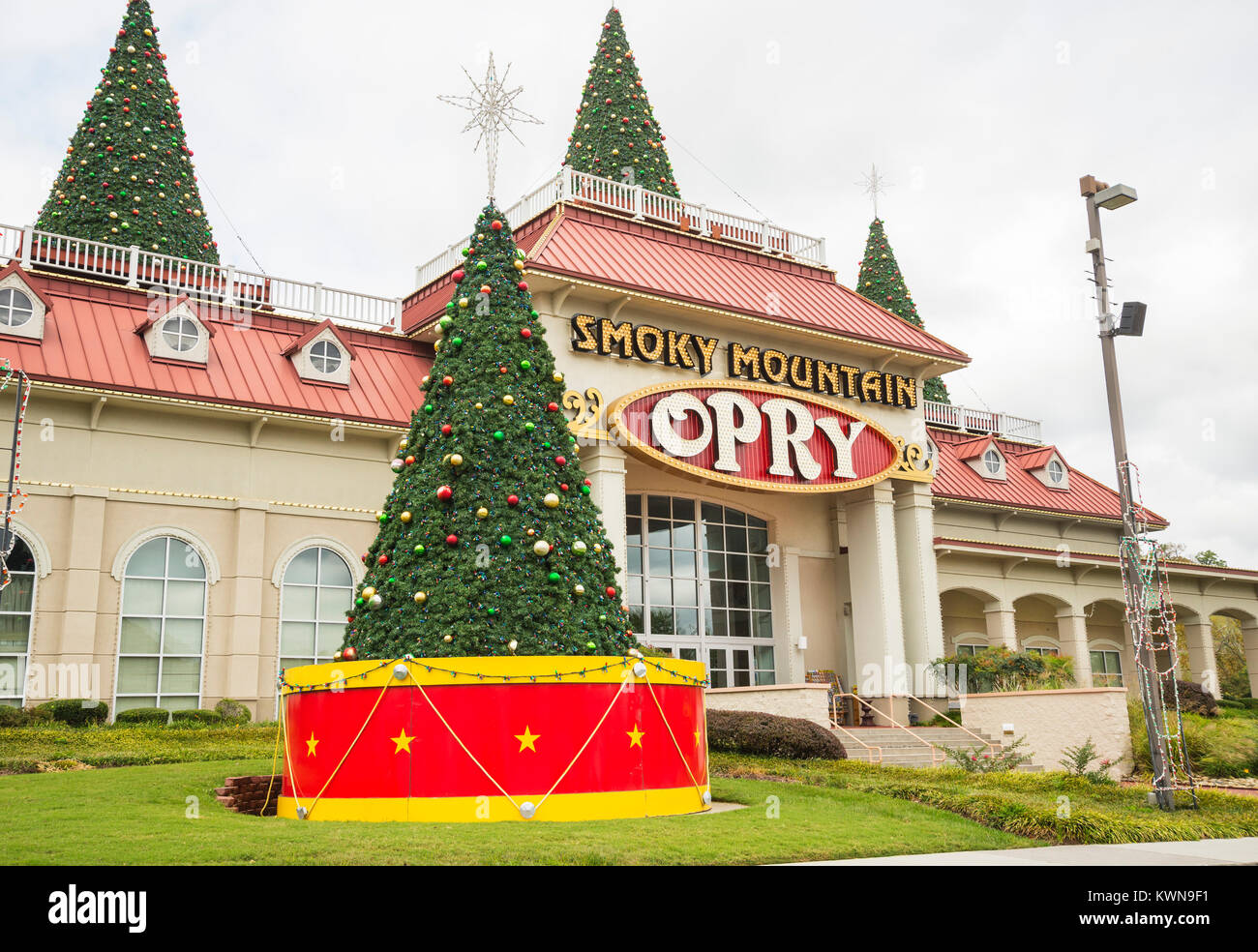 Pigeon forge hi-res stock photography and images - Alamy
