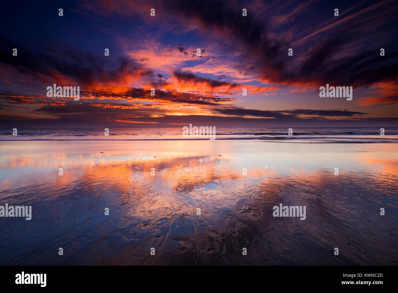 Sunset over the Channel Islands from Ventura State Beach, Ventura ...