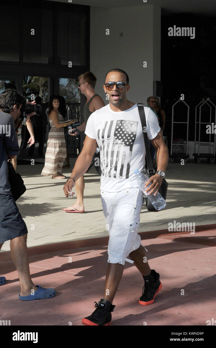 British singer songwriter craig david hi-res stock photography and ...