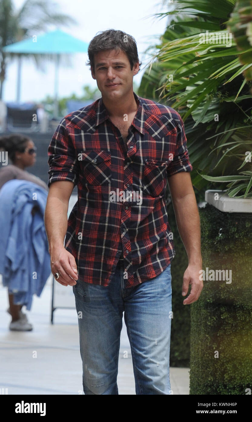 Shantel Singer High Resolution Stock Photography and Images - Alamy