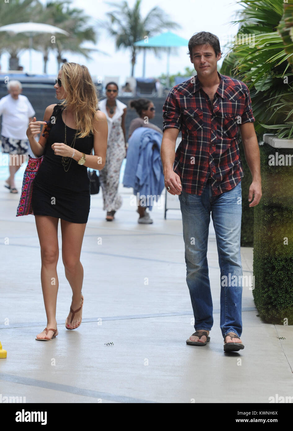 Shantel Singer High Resolution Stock Photography and Images - Alamy