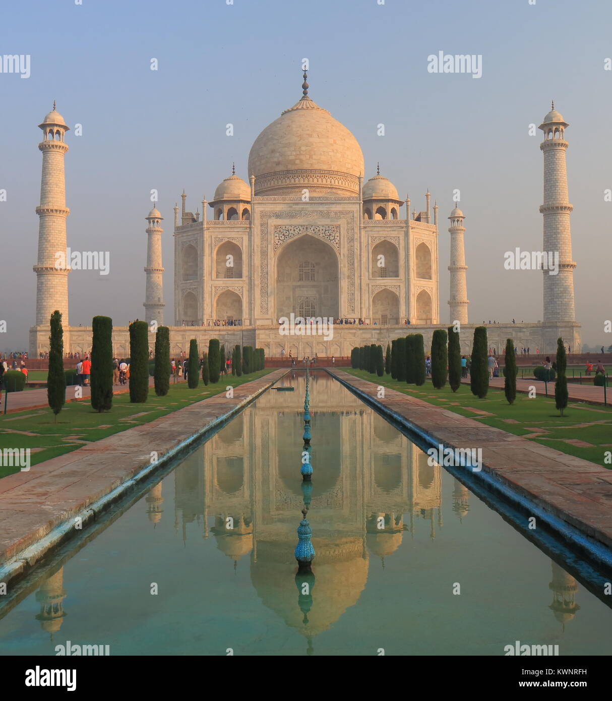 Iconic architecture Taj Mahal pillar Agra India Stock Photo - Alamy