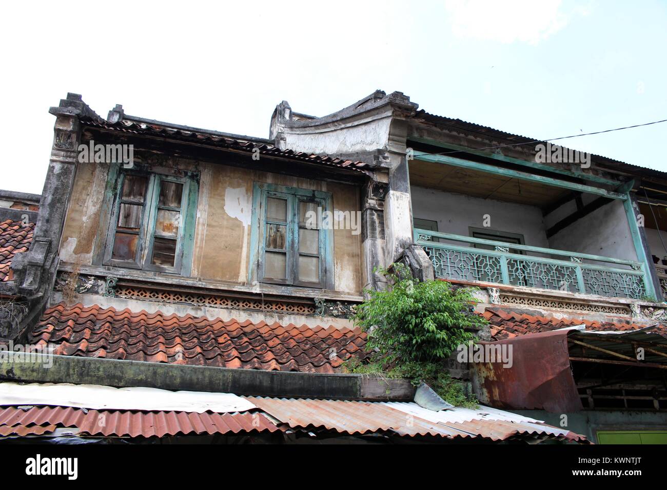 Old house around the Chinese "Benteng" community in Indonesia that ...