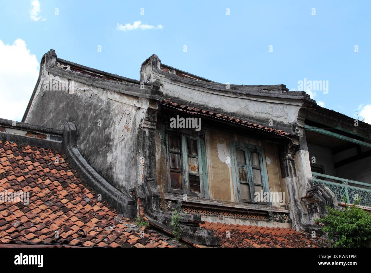 Old house around the Chinese "Benteng" community in Indonesia that ...