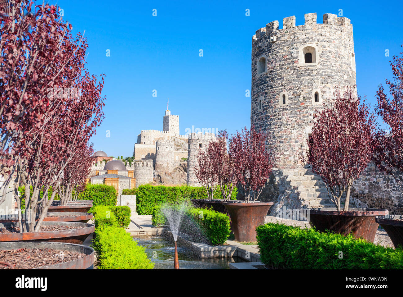 Medieval castle complex hi-res stock photography and images - Alamy