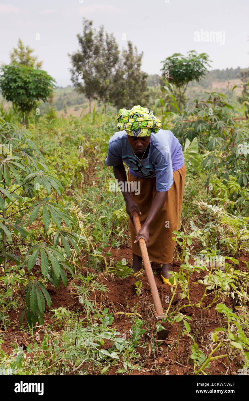 Rwanda rwandan women hi-res stock photography and images - Alamy