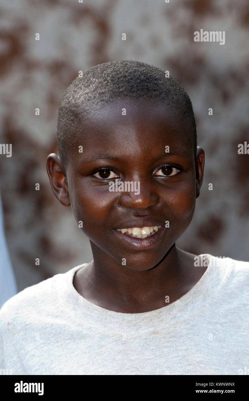 Smiling Rwandan child Stock Photo - Alamy