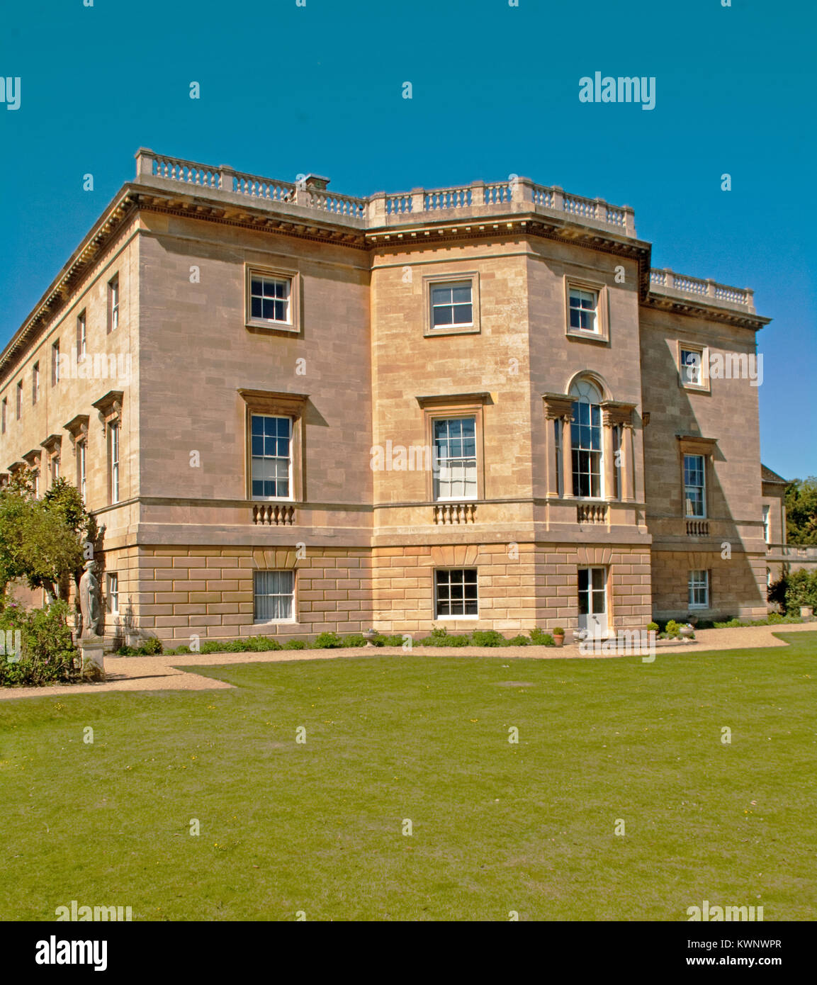 Basildon park house hi-res stock photography and images - Alamy