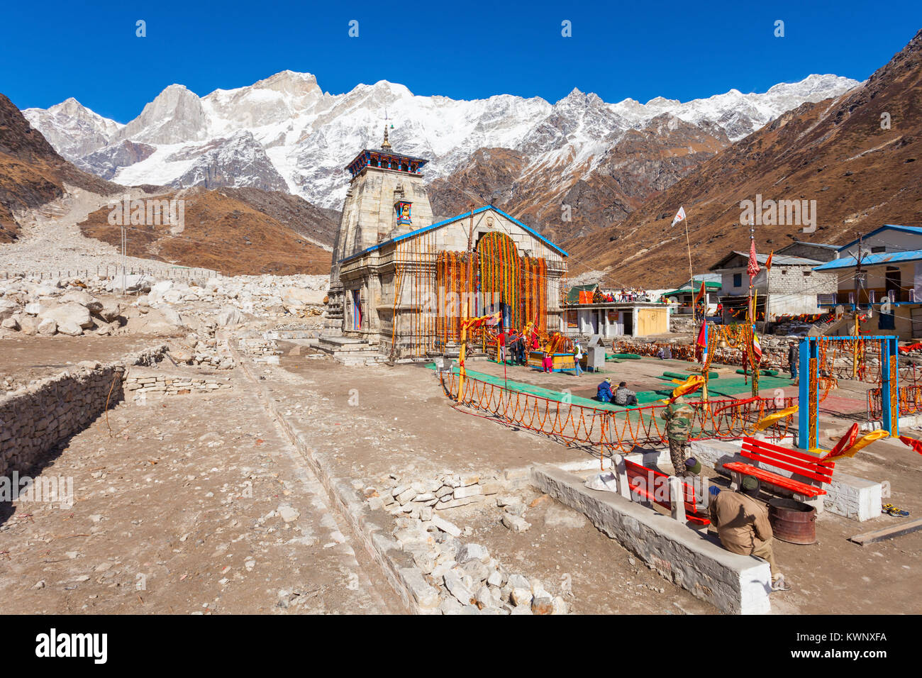 Kedarnath temple shiva hi-res stock photography and images - Alamy