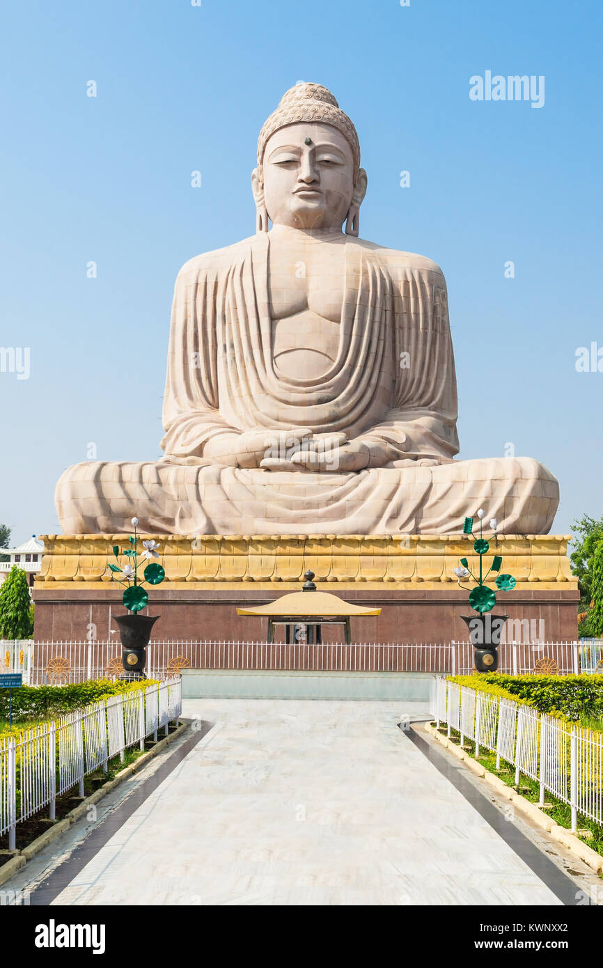 Great Buddha Statue near Mahabodhi Temple in Bodh Gaia, Bihar state of ...
