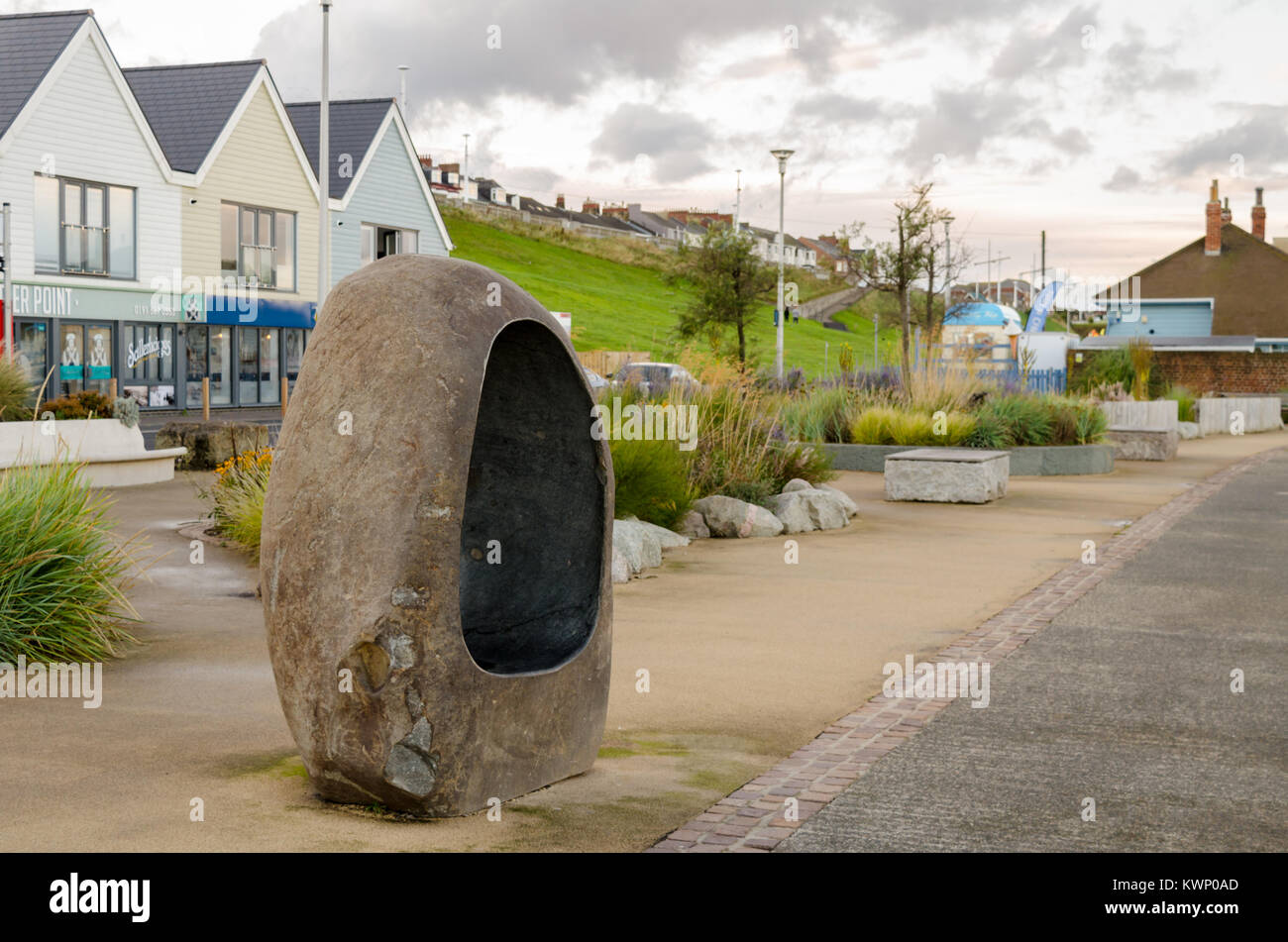 Stone Carved Seat and Landscaping at Roker, Sunderland Stock Photo - Alamy