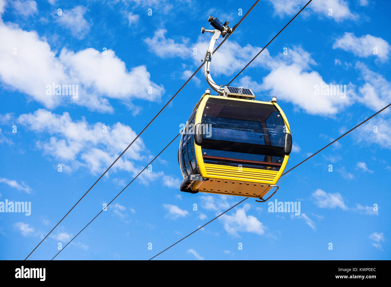Cable car system in La Paz city, Bolivia Stock Photo - Alamy