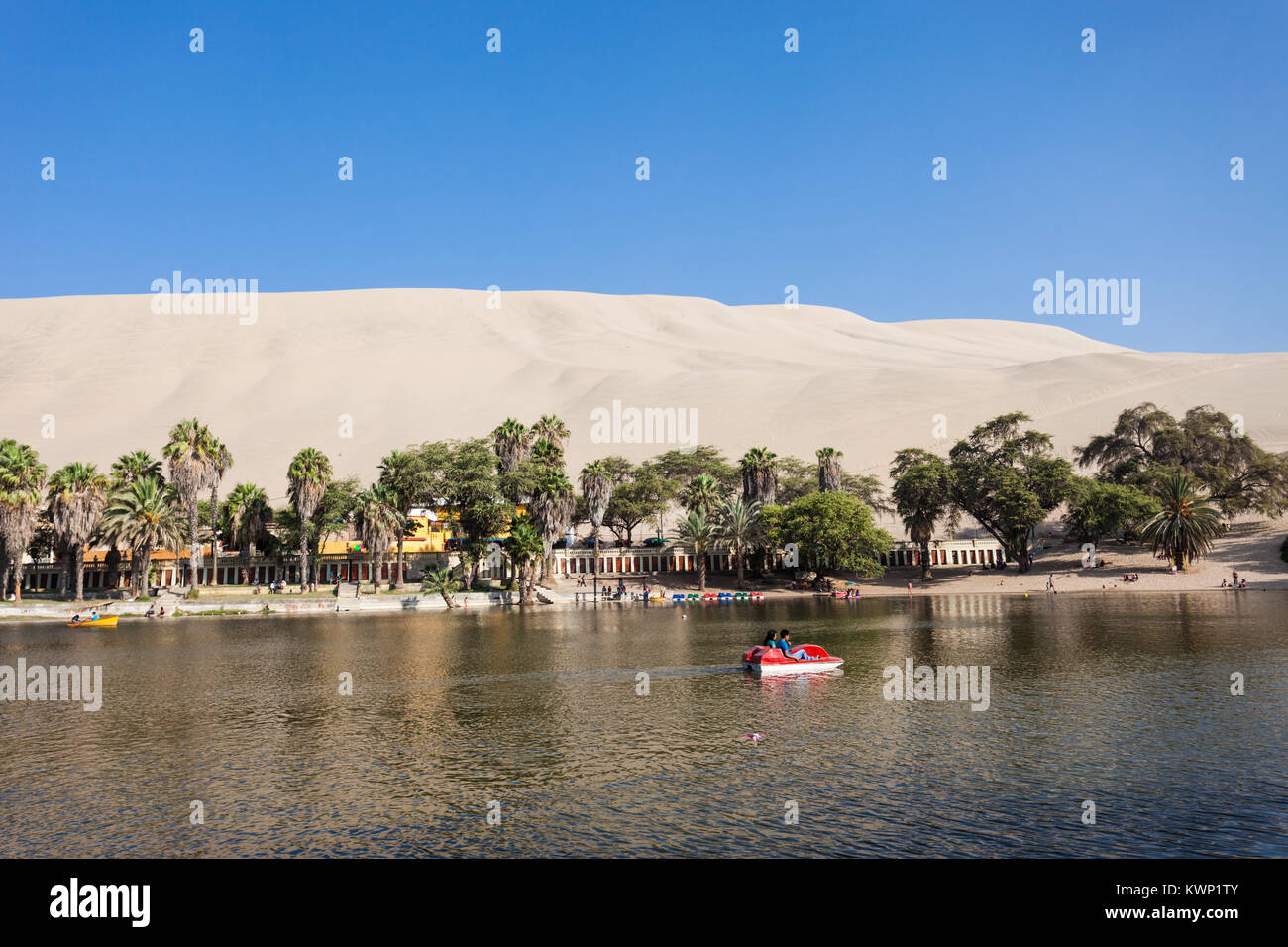 Oasis huacachina ica region hi-res stock photography and images - Alamy