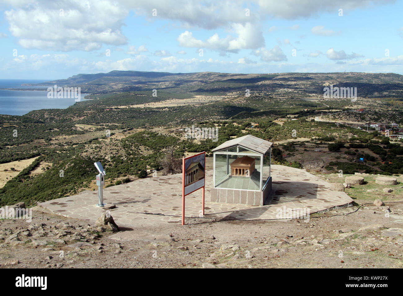 Greek model of athena hi-res stock photography and images - Alamy