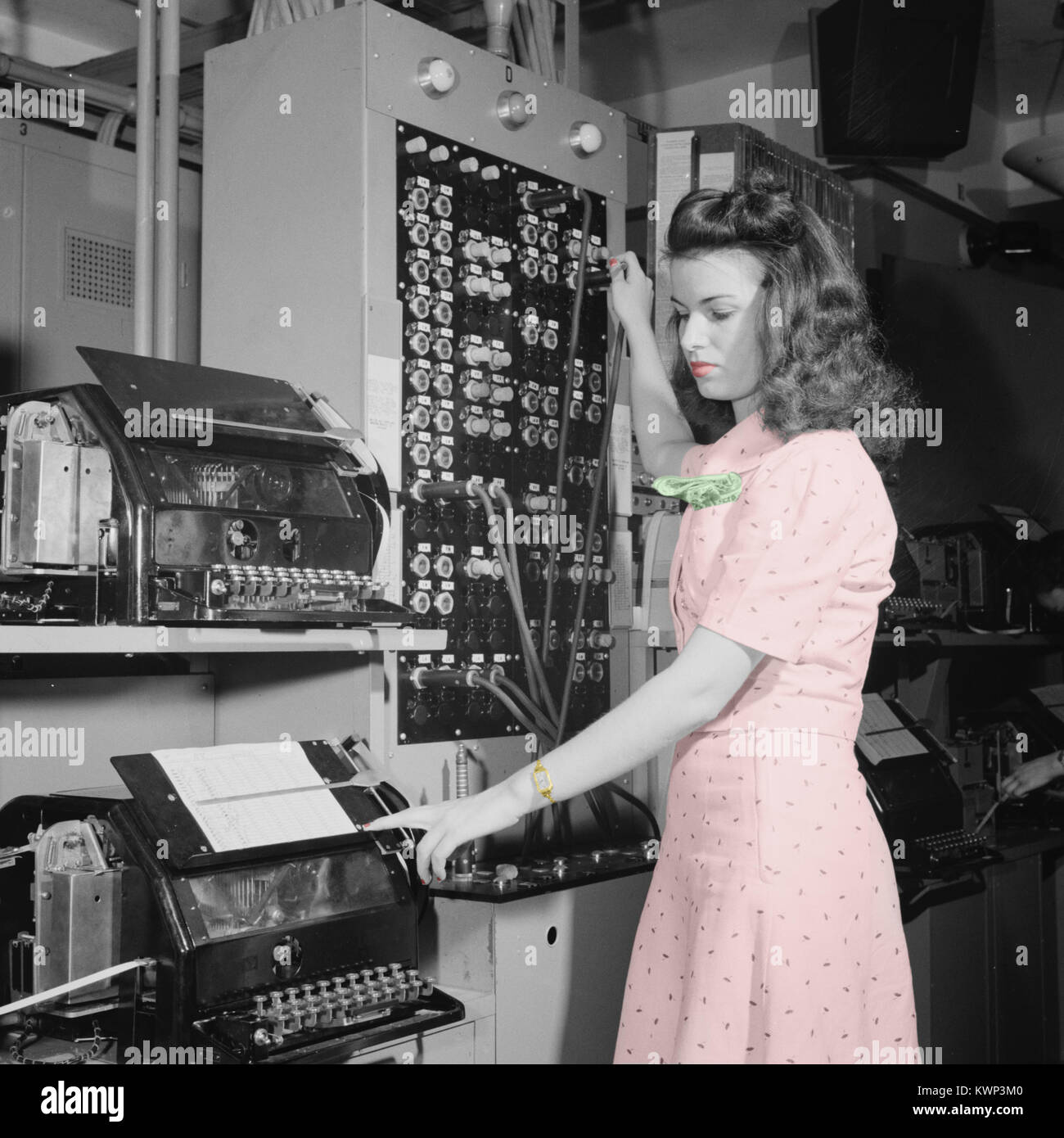 Vintage ofice girl hi-res stock photography and images - Alamy