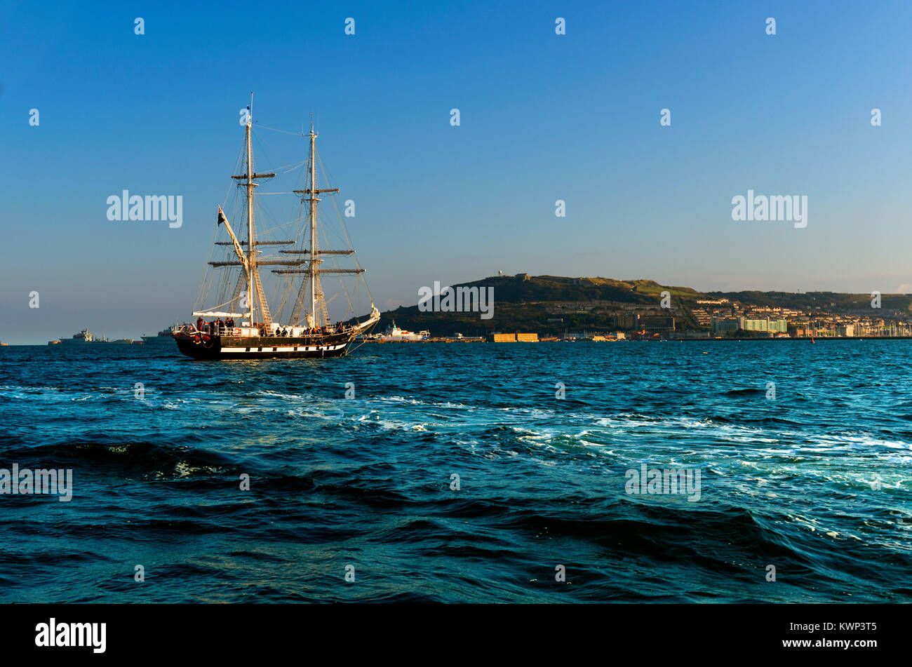 Ts royalist hi-res stock photography and images - Alamy