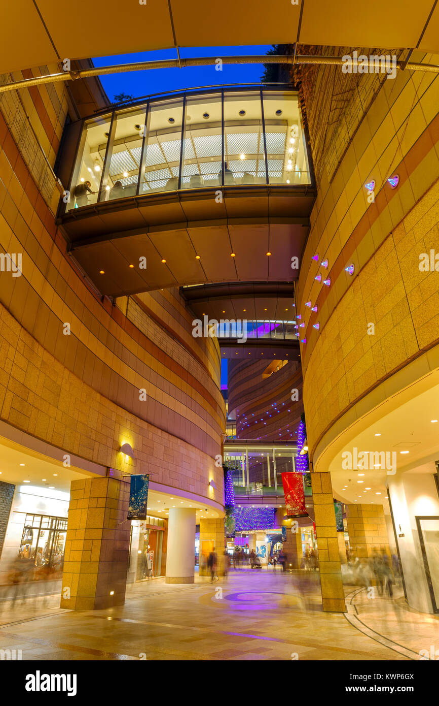 Japan osaka namba parks architecture hi-res stock photography and ...