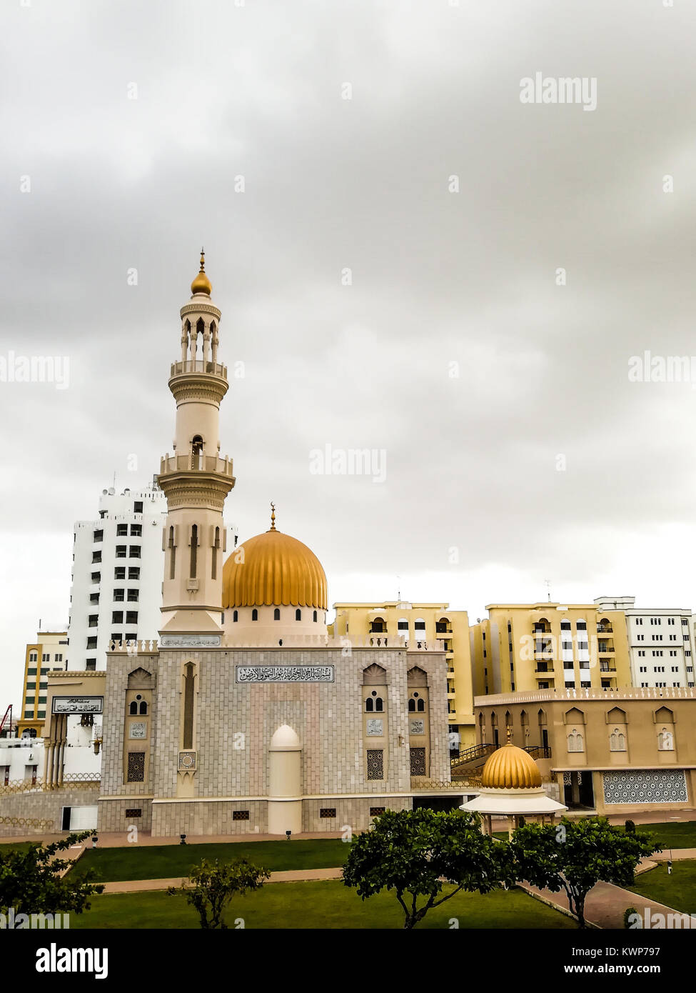 Zawawi mosque muscat oman hi-res stock photography and images - Alamy