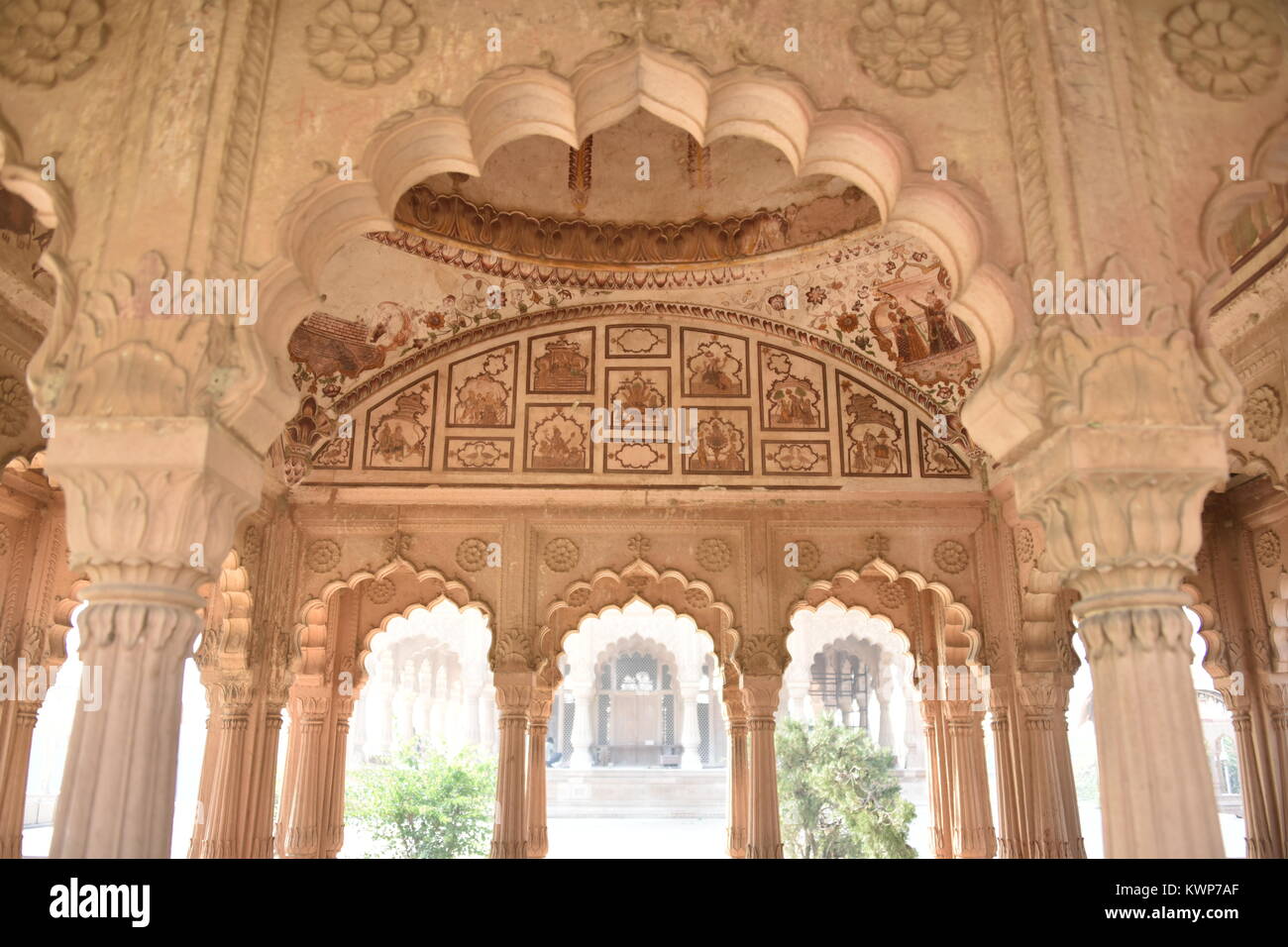 Kusum Sarovar, Vrindavan, Mathura, India Stock Photo - Alamy