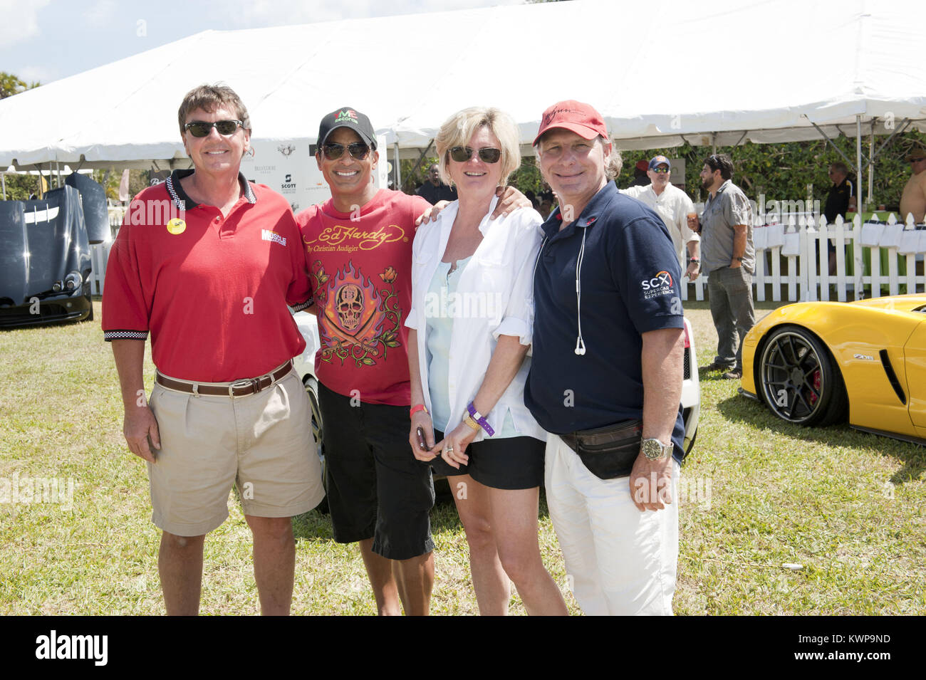 Gloria estefan 1992 hi-res stock photography and images - Alamy