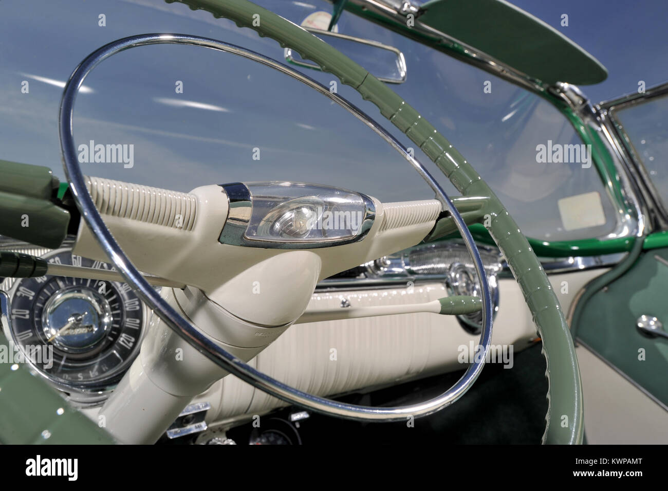 1954 Oldsmobile Rocket 88 convertible classic American car Stock Photo ...