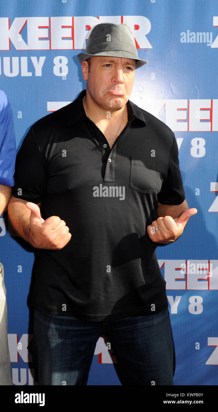 MIAMI BEACH, FL - JUNE 23: Kevin James attends the Miami premiere of ...