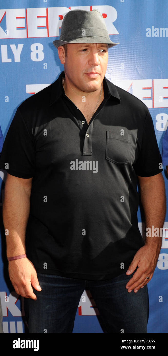MIAMI BEACH, FL - JUNE 23: Kevin James attends the Miami premiere of ...