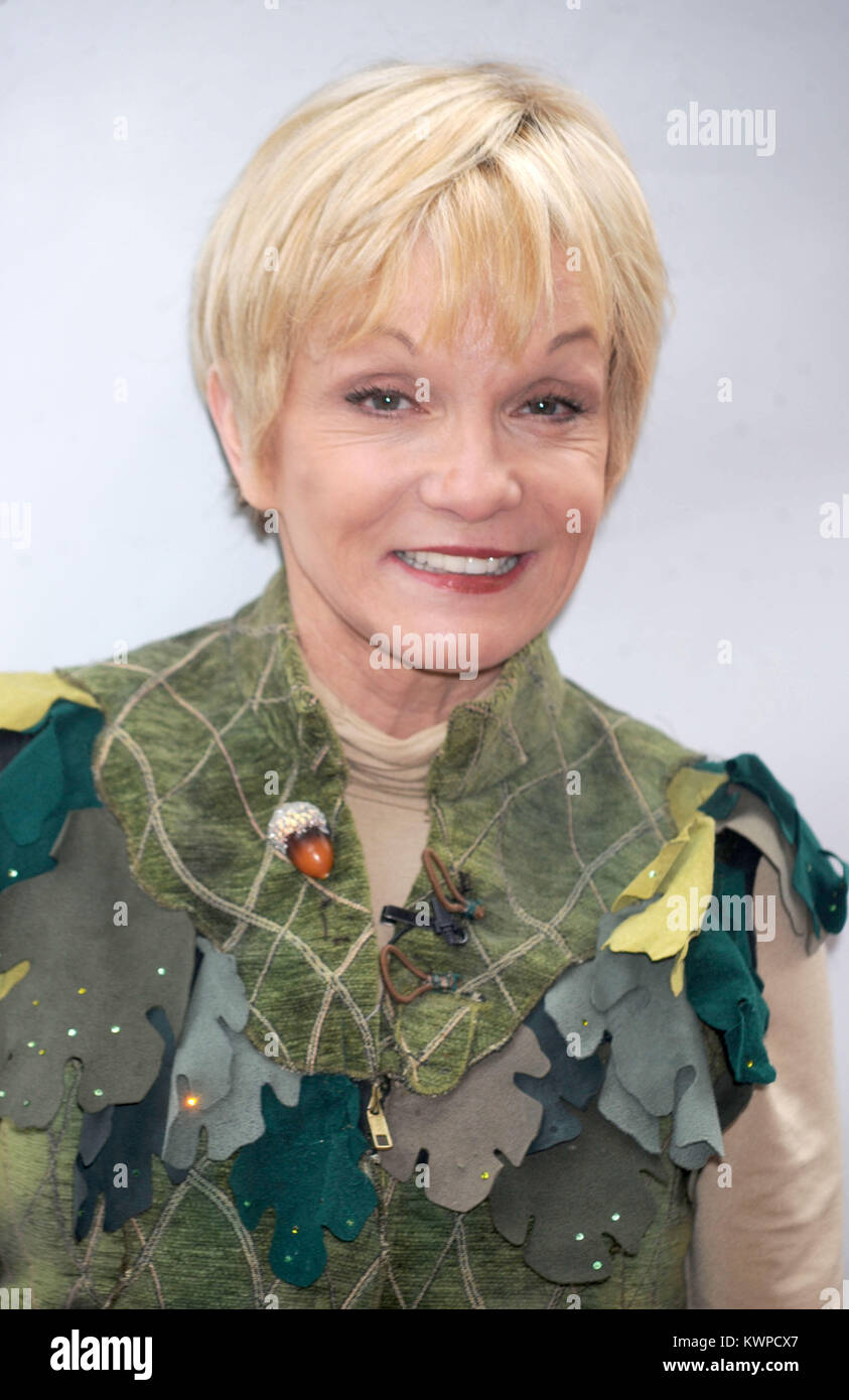 NEW YORK, NY - OCTOBER 24: Actress/former gymnast Cathy Rigby poses for ...