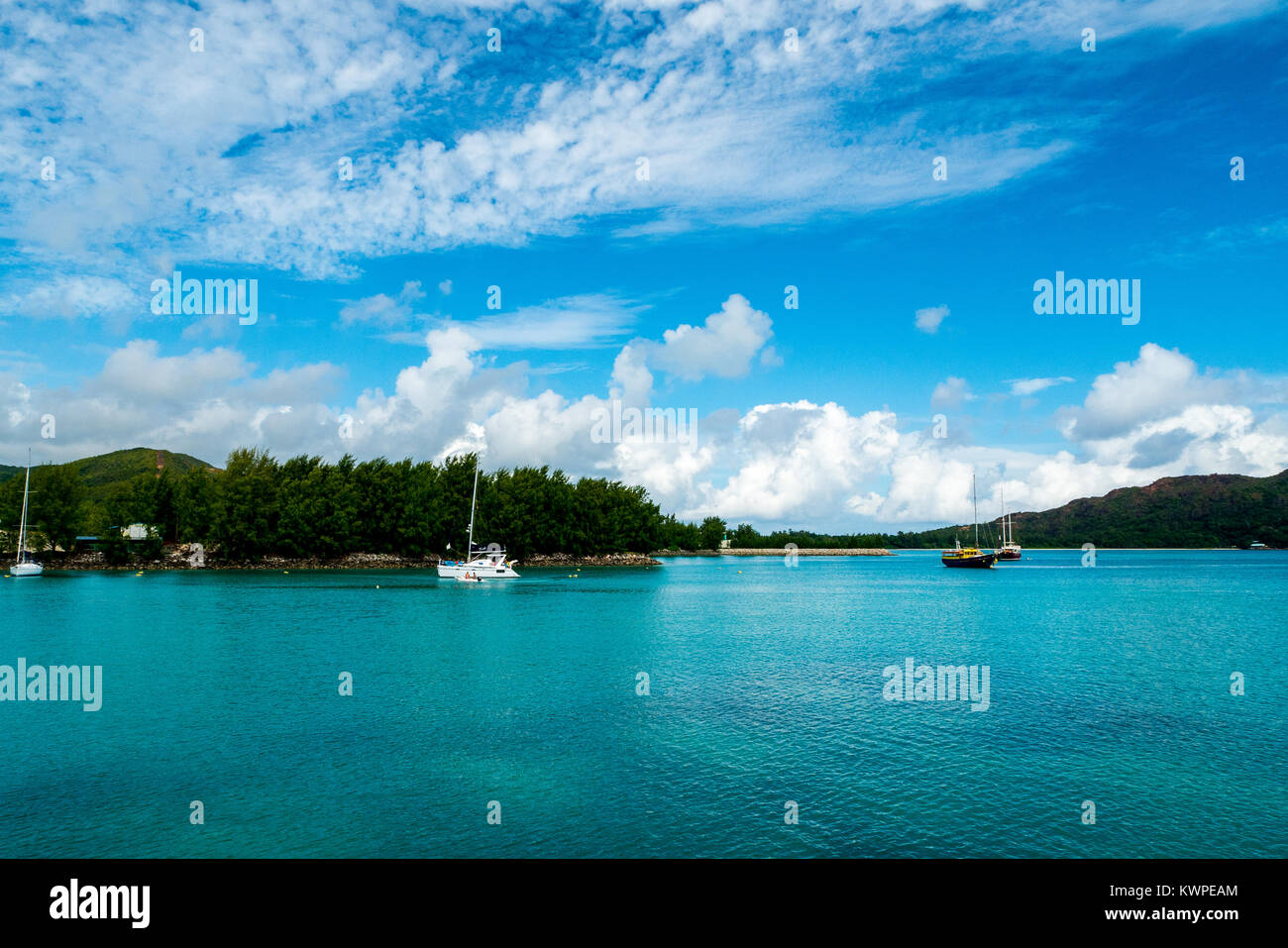 Topical bay landscape of Praslin Island, Seychelles Stock Photo - Alamy