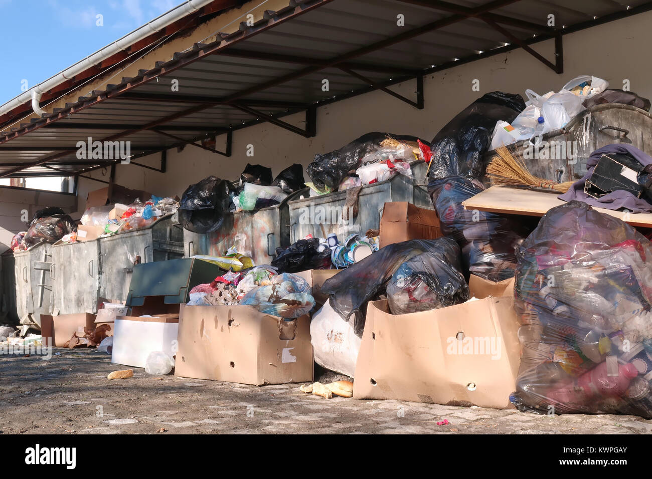 Basura basura hi-res stock photography and images - Alamy