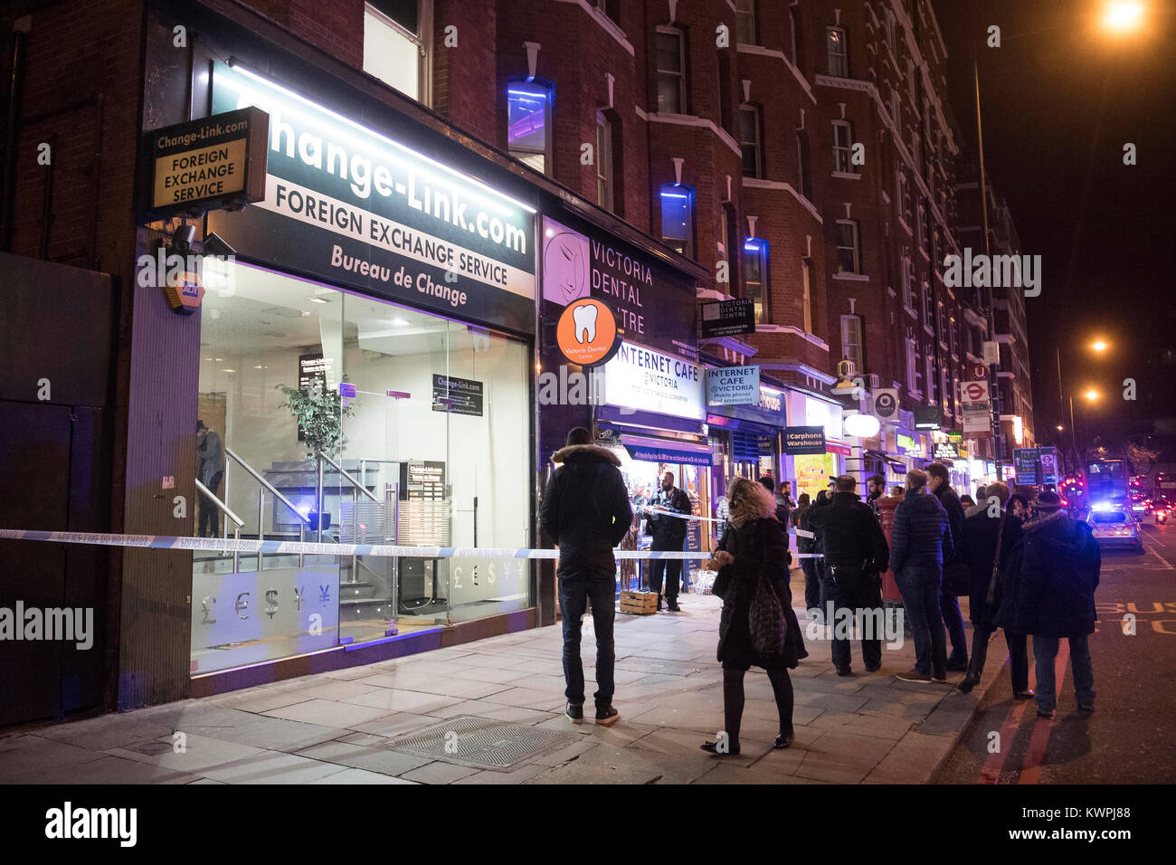 Crime armed robbery london hi-res stock photography and images - Alamy