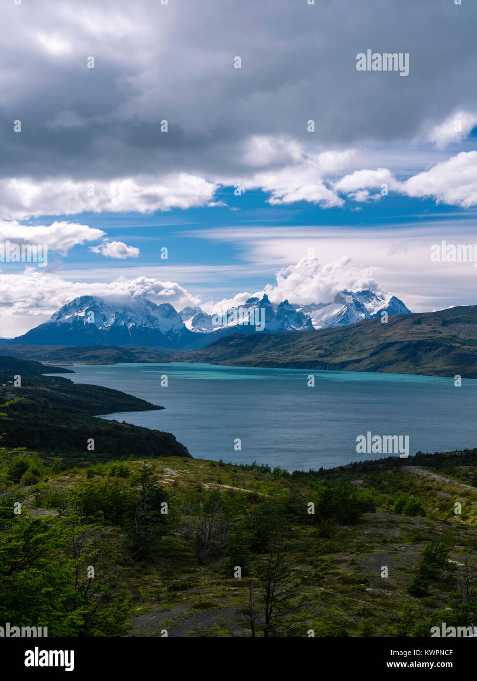 Lago del toro hi-res stock photography and images - Alamy