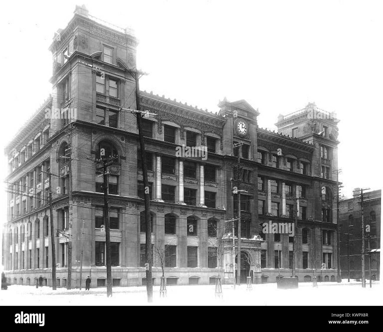 L'édifice du Grand Tronc is a historical building located in Quebec ...