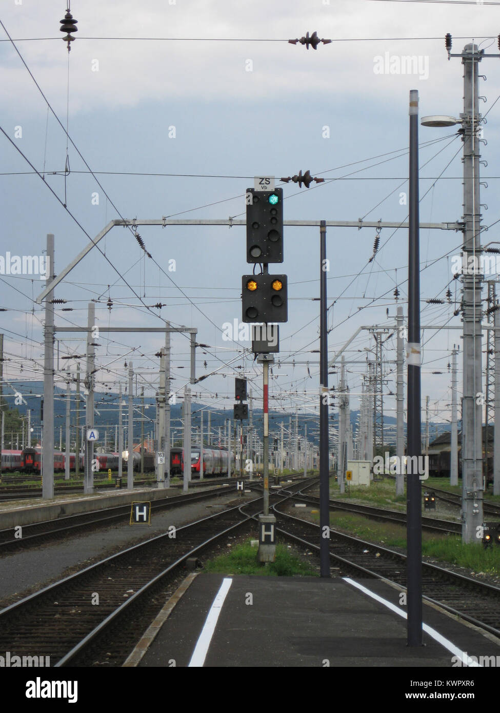 The 'BB Signal Frei Warnung' is a railway signal used in Germany ...