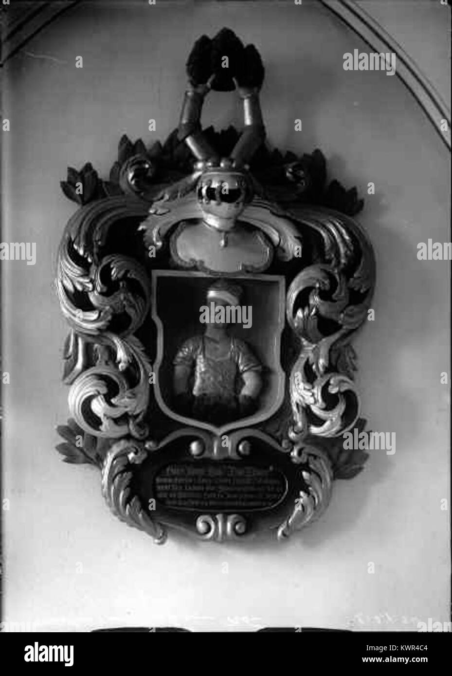 Prominent gothic style building Black and White Stock Photos & Images ...