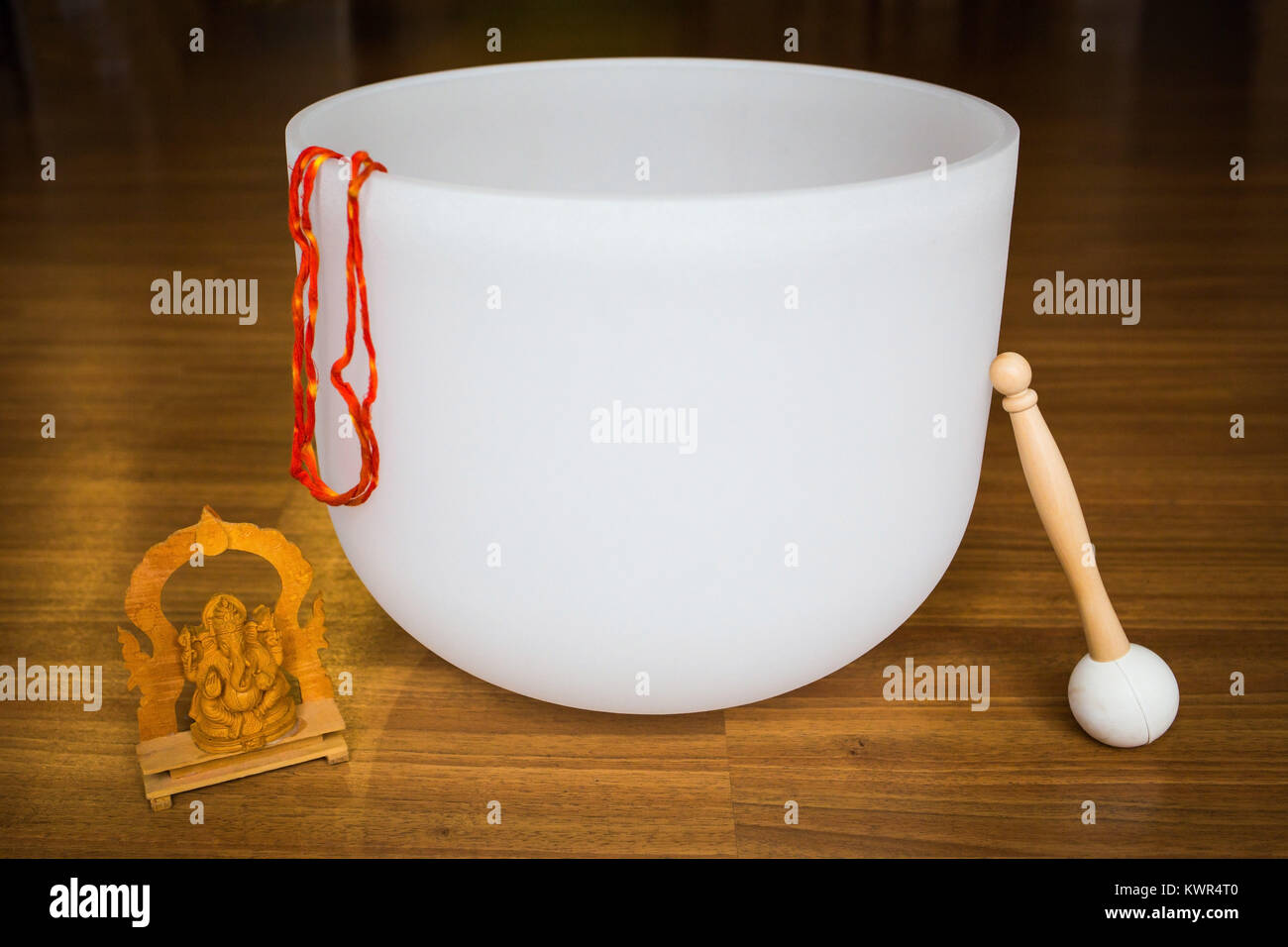 Big crystal singing bowl solo close up Stock Photo - Alamy
