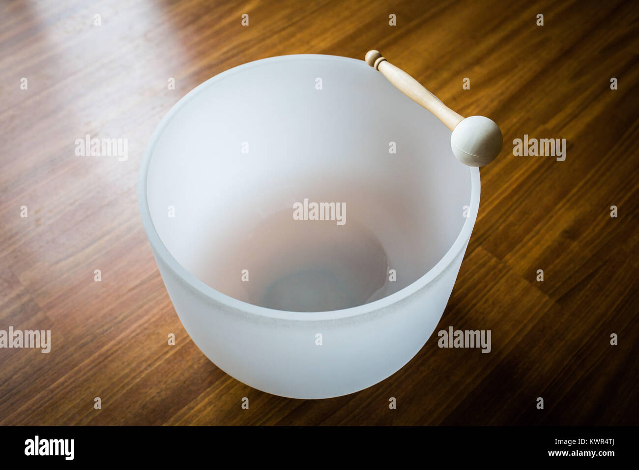 Big crystal singing bowl solo close up Stock Photo - Alamy