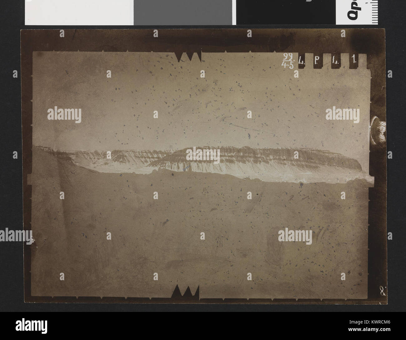 Østsiden af Bache Peninsula - no-nb digifoto 20160630 00073 bldsa SVpos ...