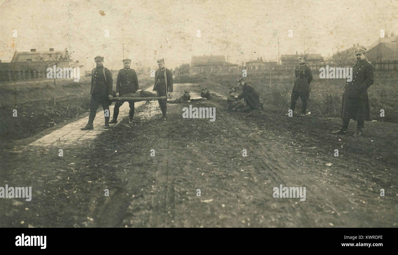 This Polish title translates to 'Exercises of the Medical Platoon 14th ...