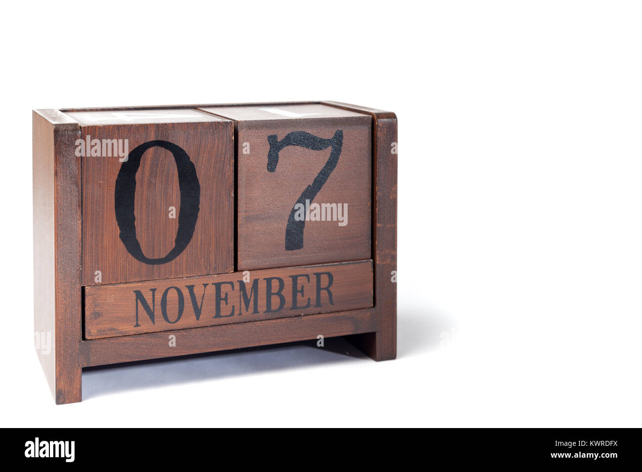Wooden Perpetual Calendar set to November 7th Stock Photo - Alamy