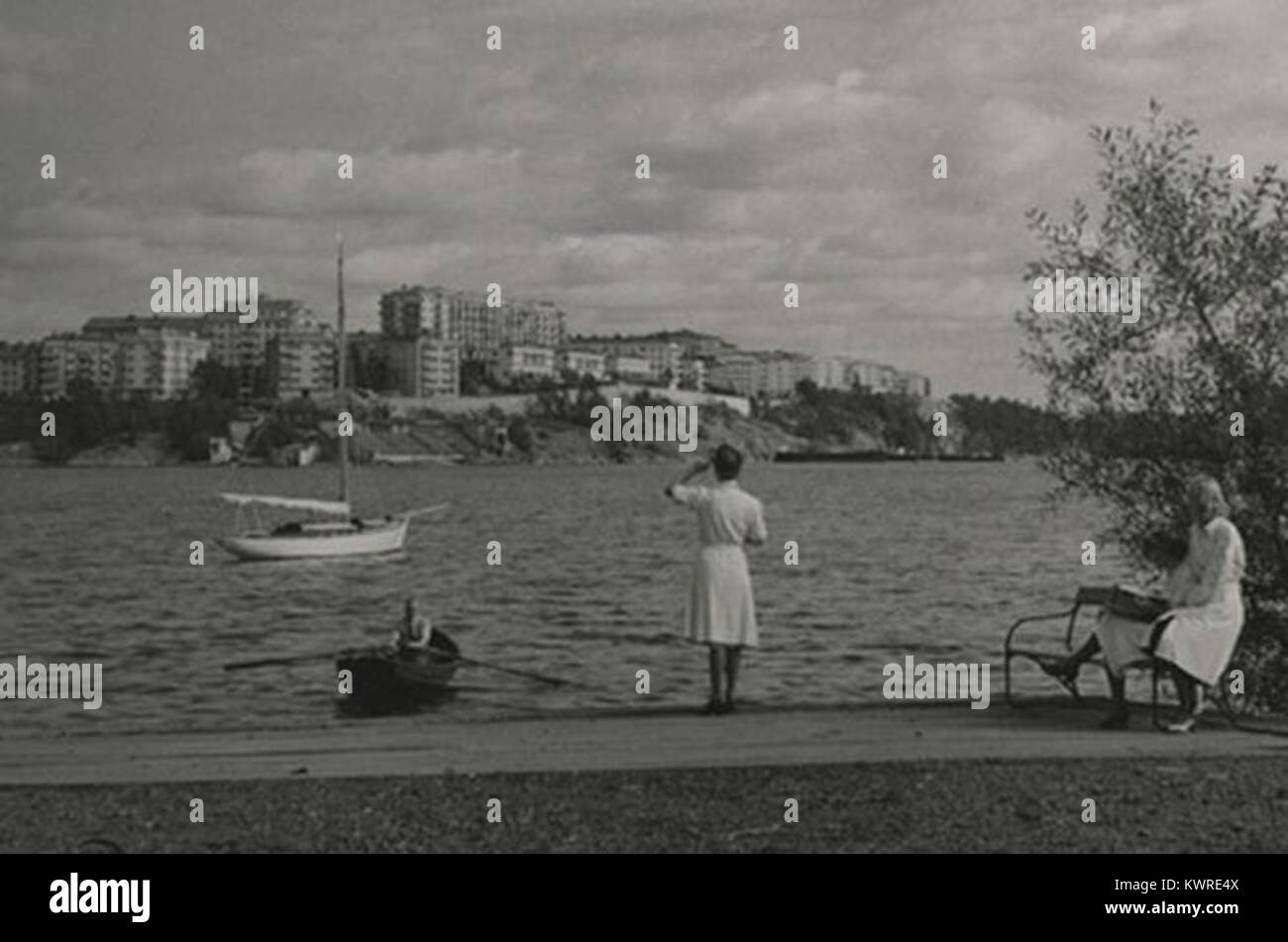 This photograph from 1943 depicts a stop at Alviks Strand, showcasing ...