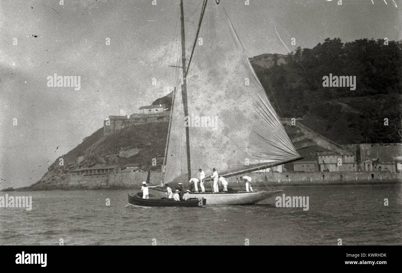 Regatas historicas hi-res stock photography and images - Alamy